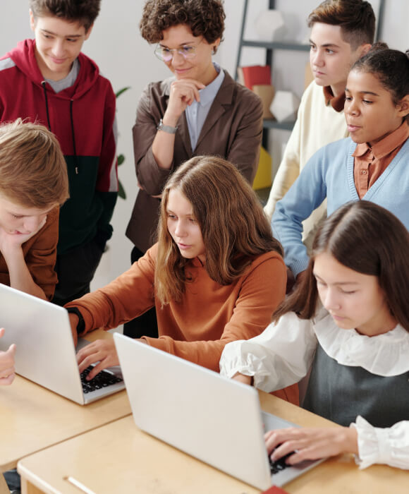 Emma Brown – Yoplu